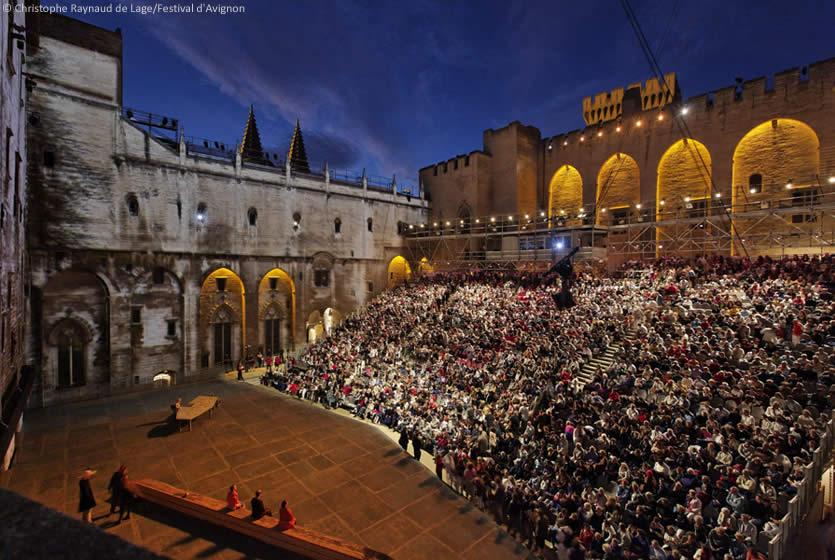 The Avignon Theatre Festival | Avignon et Provence The Avignon Theatre Festival | Avignon et Provence